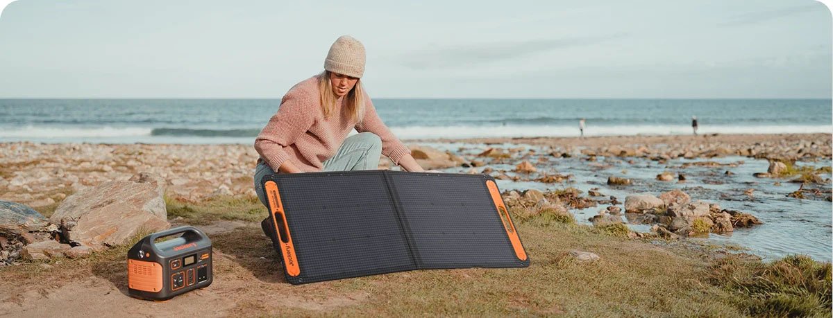 Jackery SolarSaga 100W: High-Efficiency Portable Solar Panel